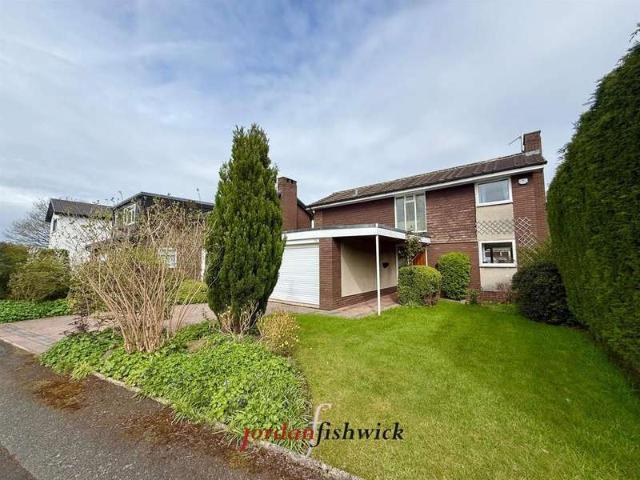4 Bedroom Detached House