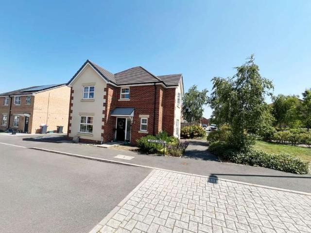 4 Bedroom Detached House