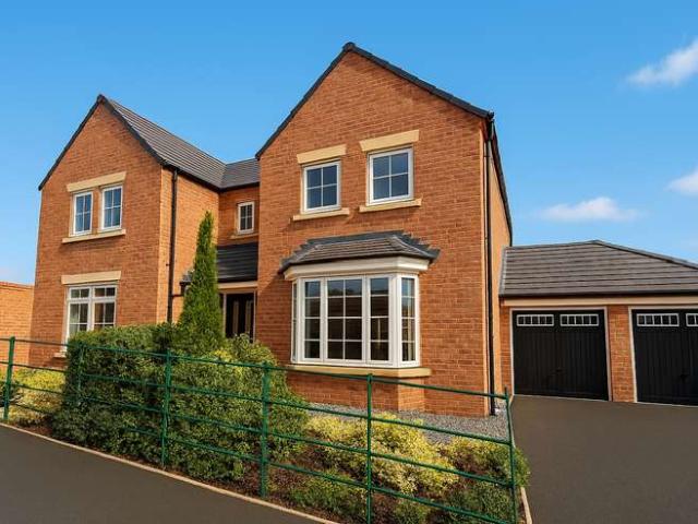 4 Bedroom Detached House