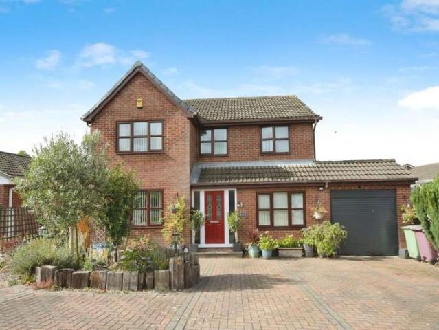 4 Bedroom Detached House