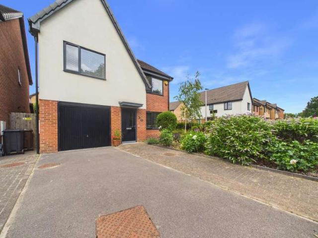 4 Bedroom Detached House