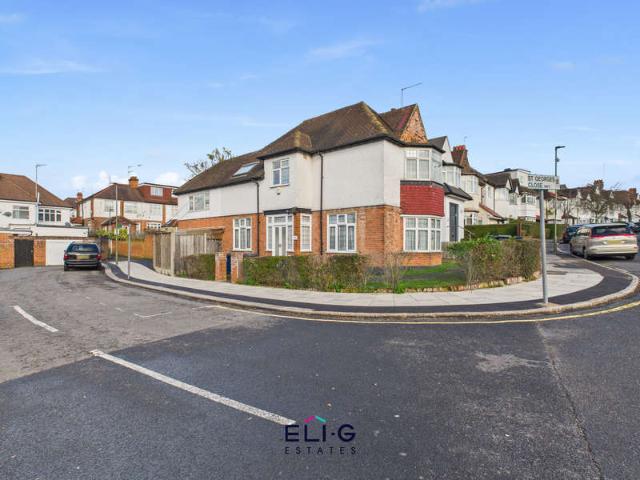 4 Bedroom Detached House