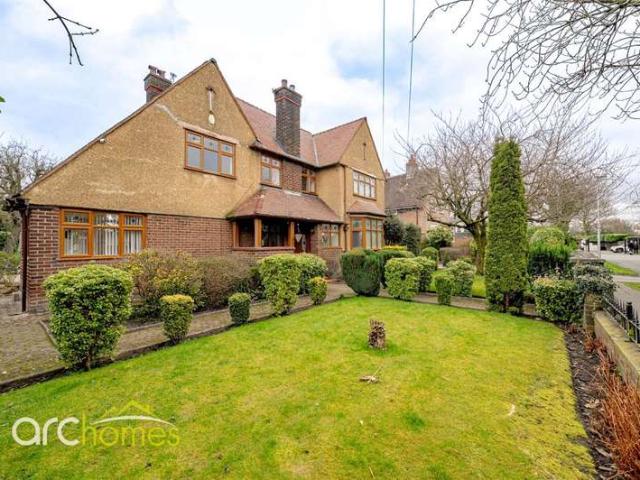 4 Bedroom Detached House