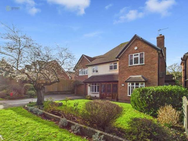 4 Bedroom Detached House