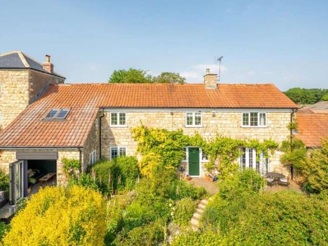 4 Bedroom Detached House