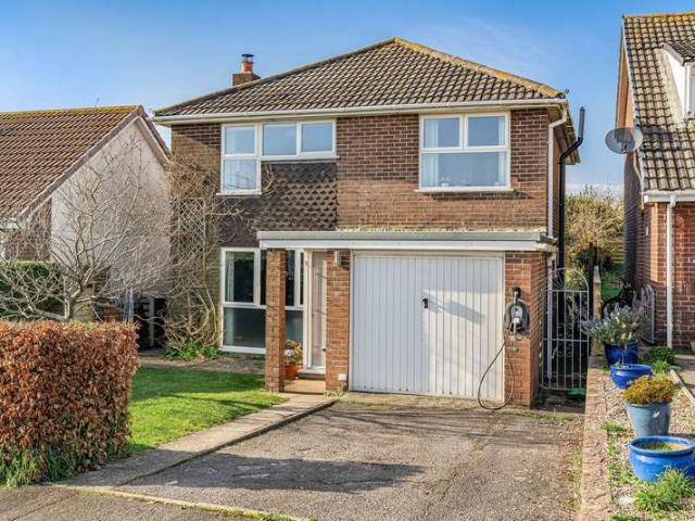 4 Bedroom Detached House