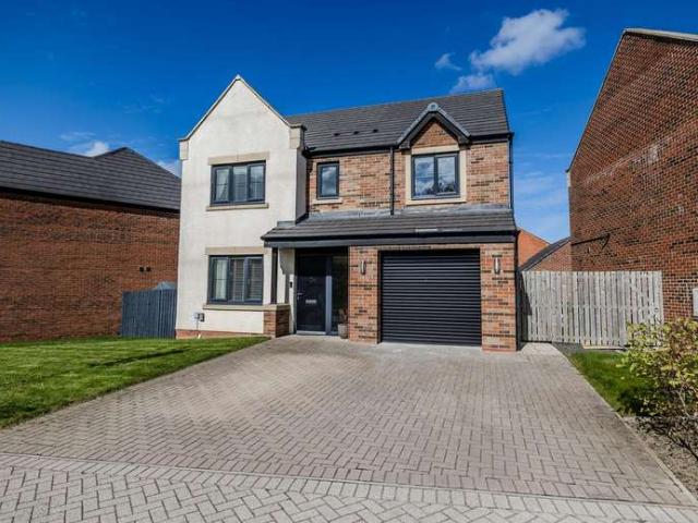 4 Bedroom Detached House