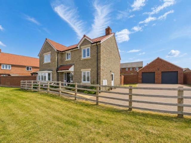 4 Bedroom Detached House