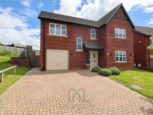 4 Bedroom Detached House