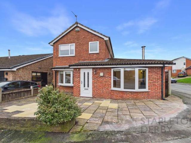 4 Bedroom Detached House