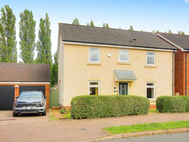 4 Bedroom Detached House
