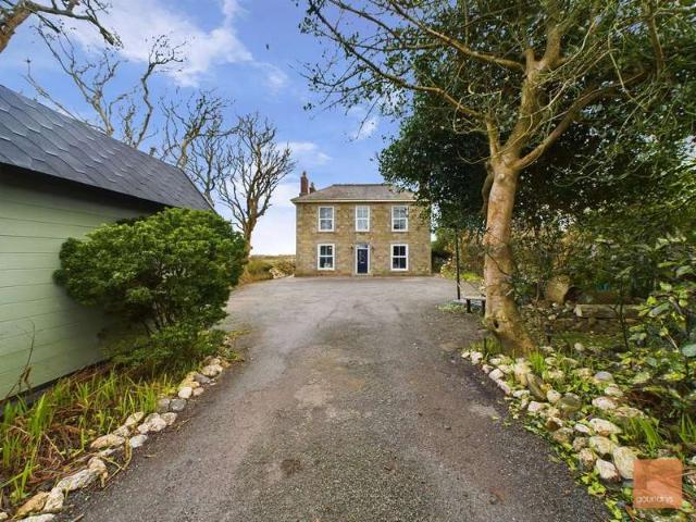 4 Bedroom Detached House