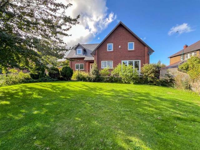 4 Bedroom Detached House