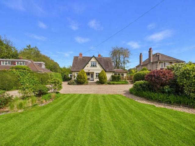 4 Bedroom Detached House