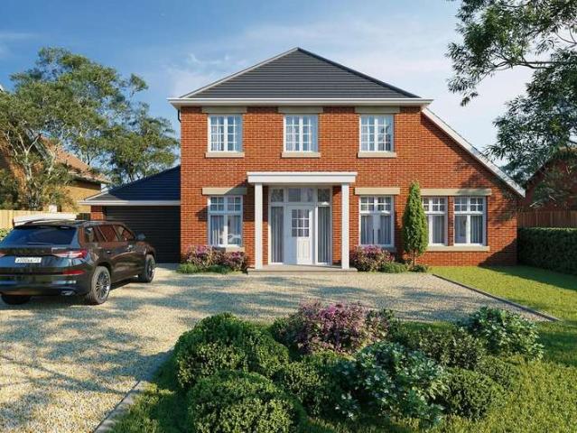 4 Bedroom Detached House