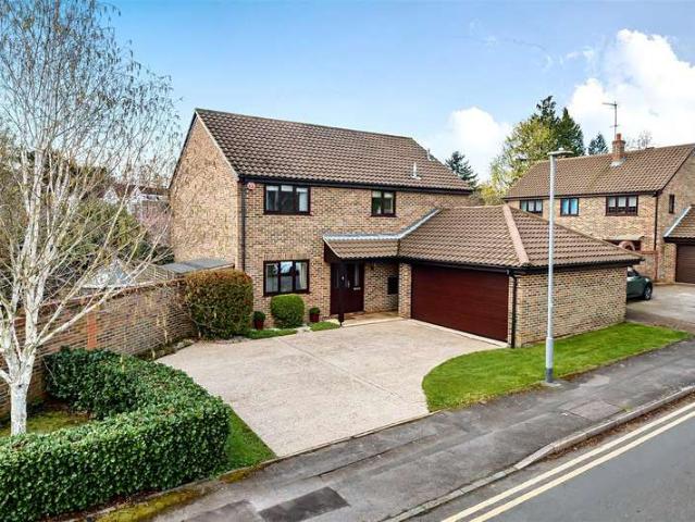 4 Bedroom Detached House
