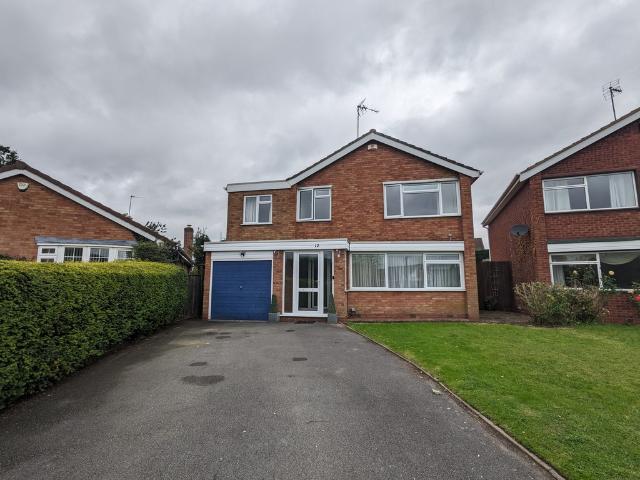 4 Bedroom Detached House