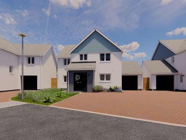 4 Bedroom Detached House