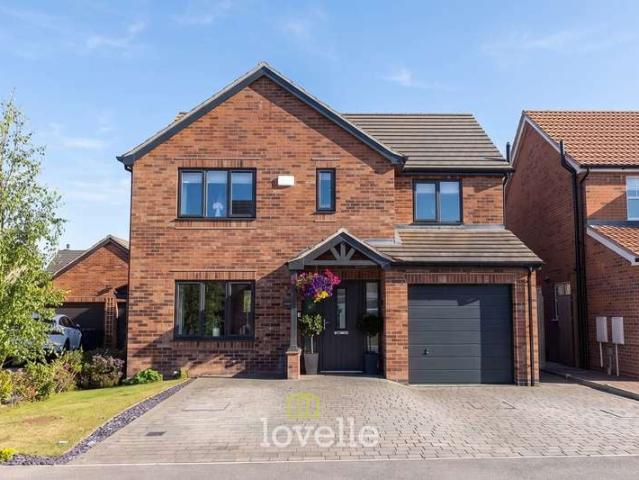 4 Bedroom Detached House