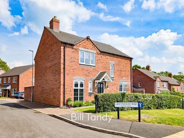 4 Bedroom Detached House