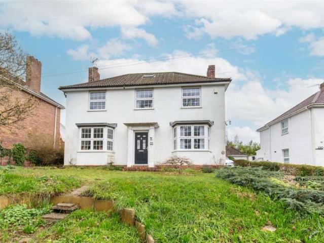 4 Bedroom Detached House