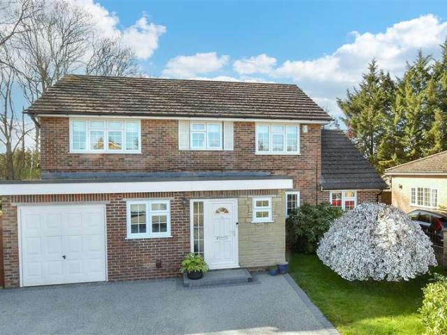 4 Bedroom Detached House