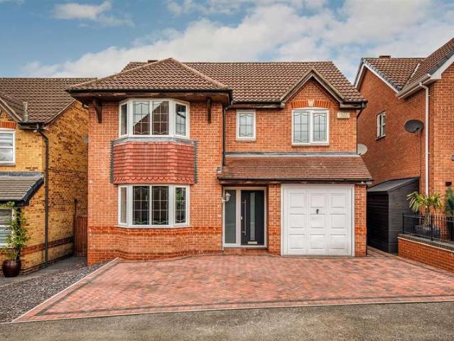 4 Bedroom Detached House