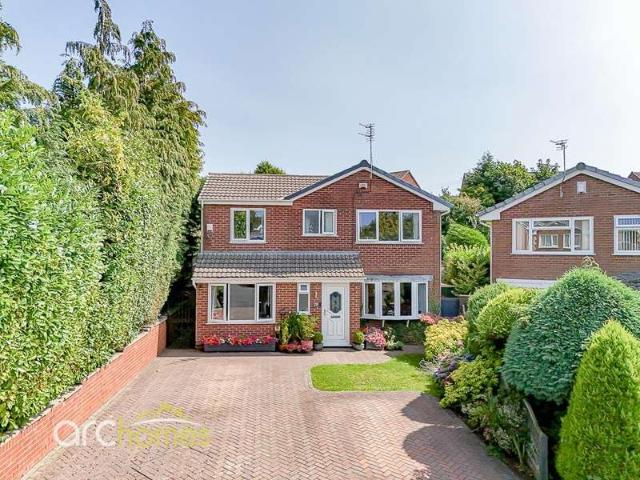 4 Bedroom Detached House
