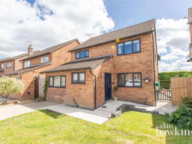 4 Bedroom Detached House