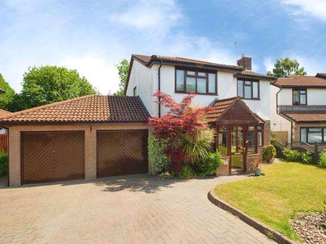 4 Bedroom Detached House