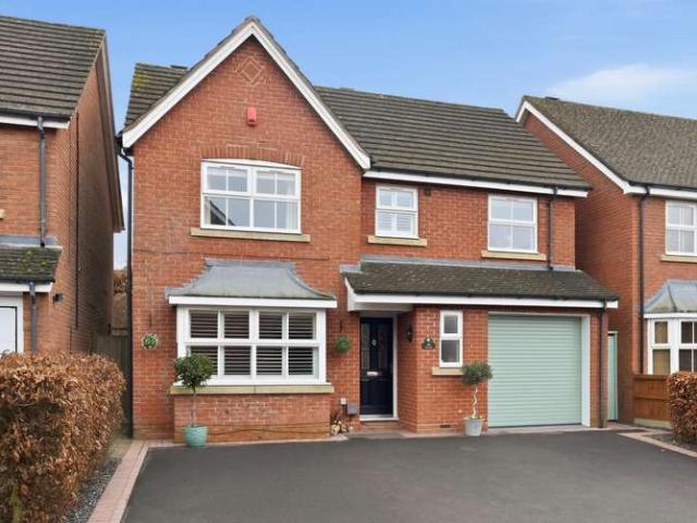 4 Bedroom Detached House
