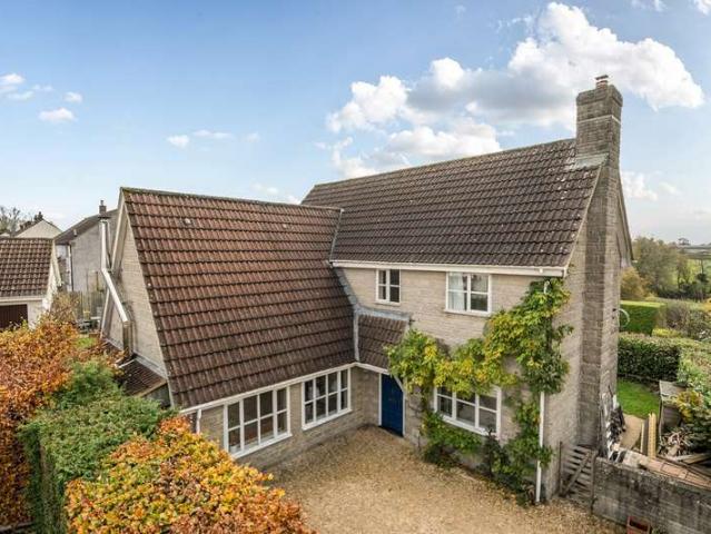 4 Bedroom Detached House