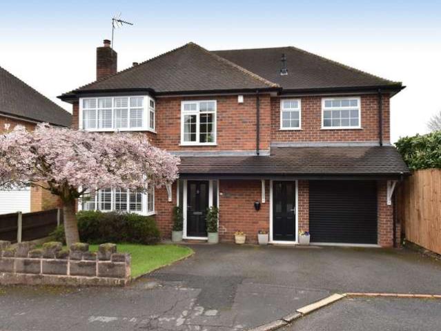 4 Bedroom Detached House