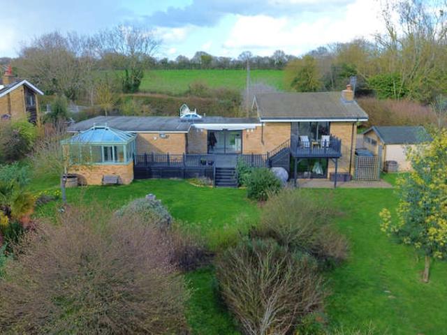 4 Bedroom Detached House