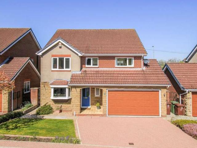 4 Bedroom Detached House