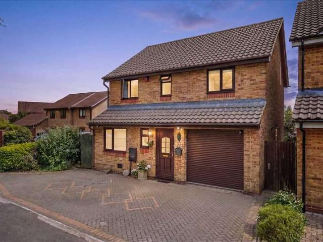 4 Bedroom Detached House