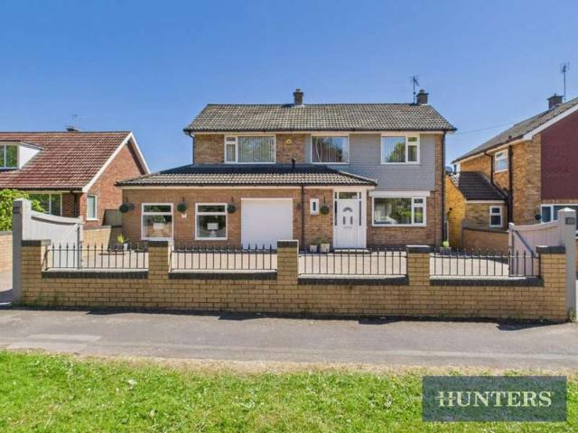 4 Bedroom Detached House
