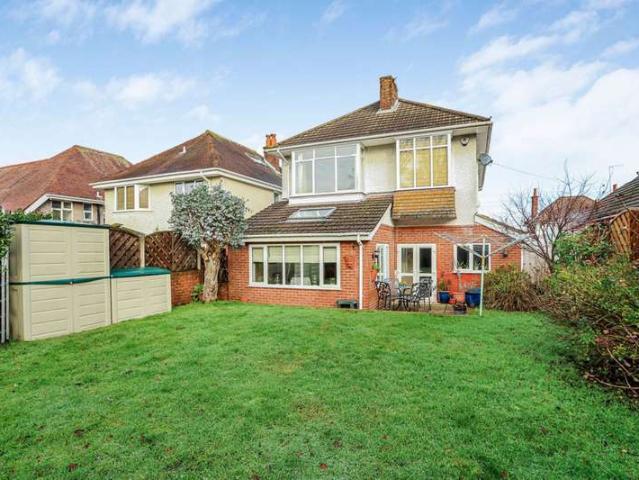 4 Bedroom Detached House