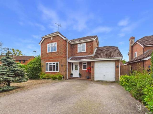4 Bedroom Detached House