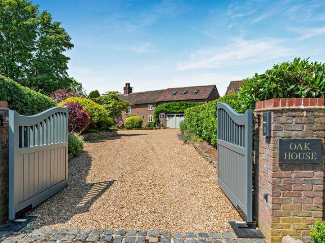 4 Bedroom Detached House