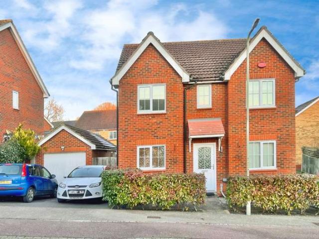 4 Bedroom Detached House