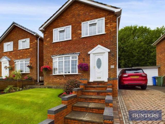 4 Bedroom Detached House