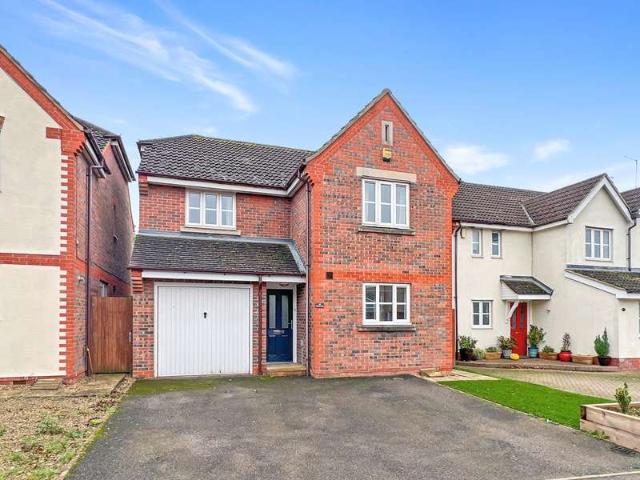 4 Bedroom Detached House
