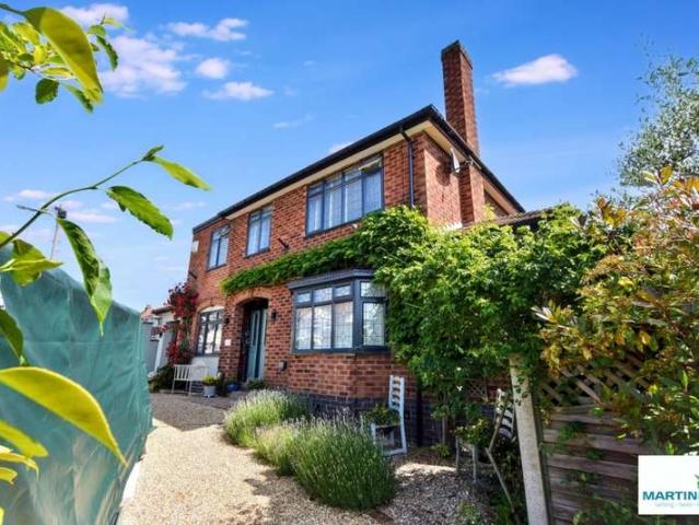 4 Bedroom Detached House