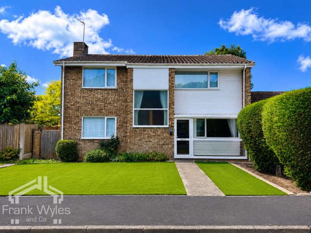 4 Bedroom Detached House
