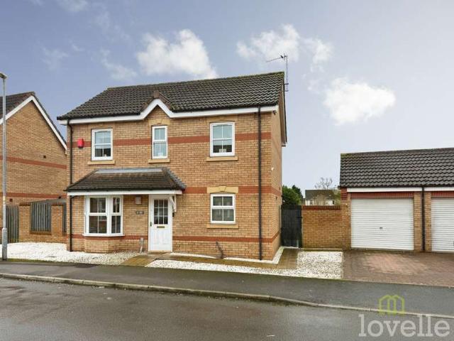 4 Bedroom Detached House