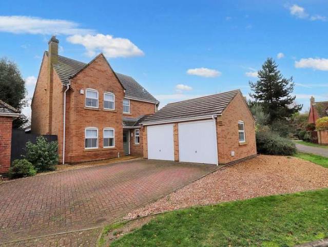 4 Bedroom Detached House