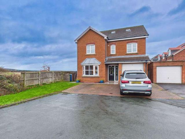 4 Bedroom Detached House