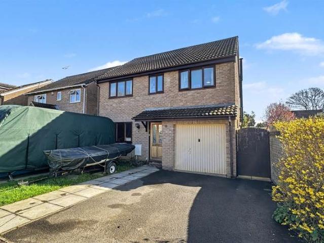 4 Bedroom Detached House