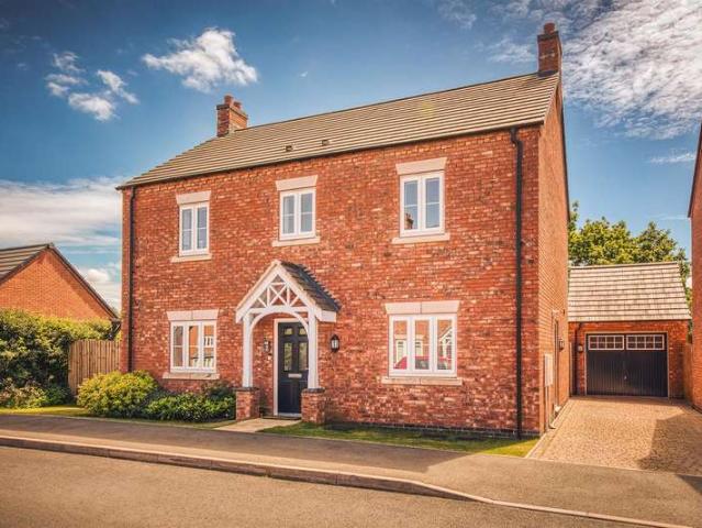 4 Bedroom Detached House